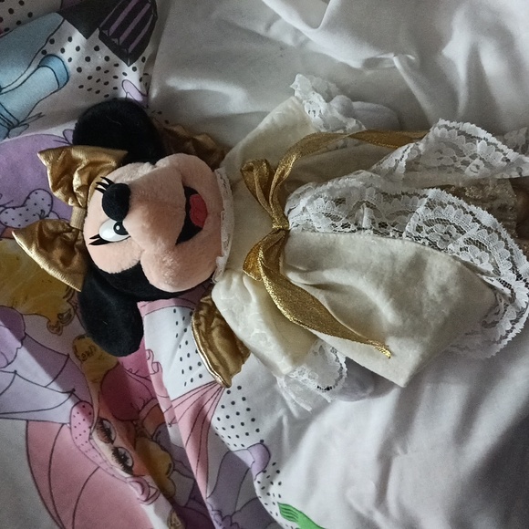 Disney | Toys | Rare Vintage Walt Disney Minnie Mouse Angel Plush ...